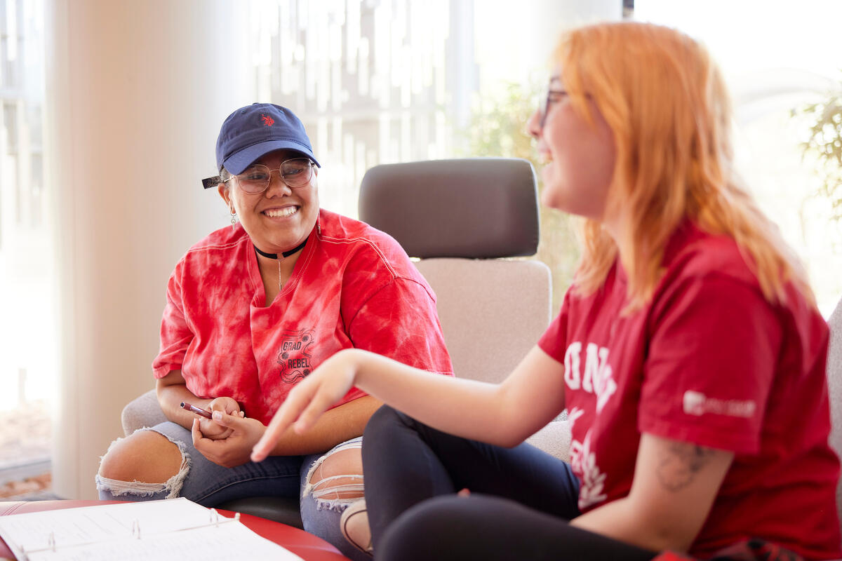 Peer Mentors Help New Rebels Build Confidence, Community, and a Strong Start | UNLV